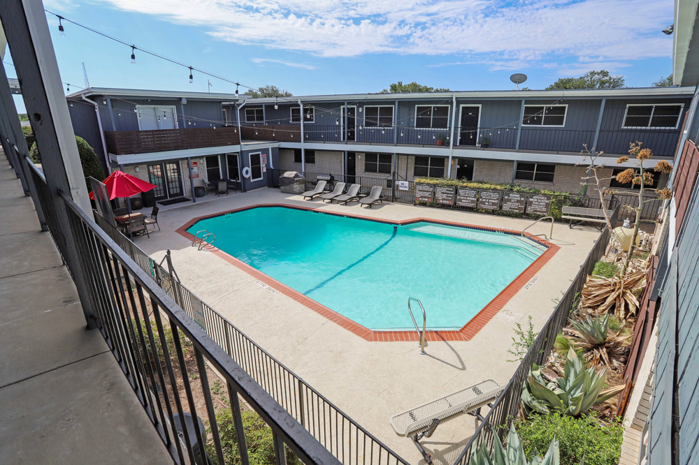Sunset Heights Apartments | Fort Worth, TX | (817) 738-5753